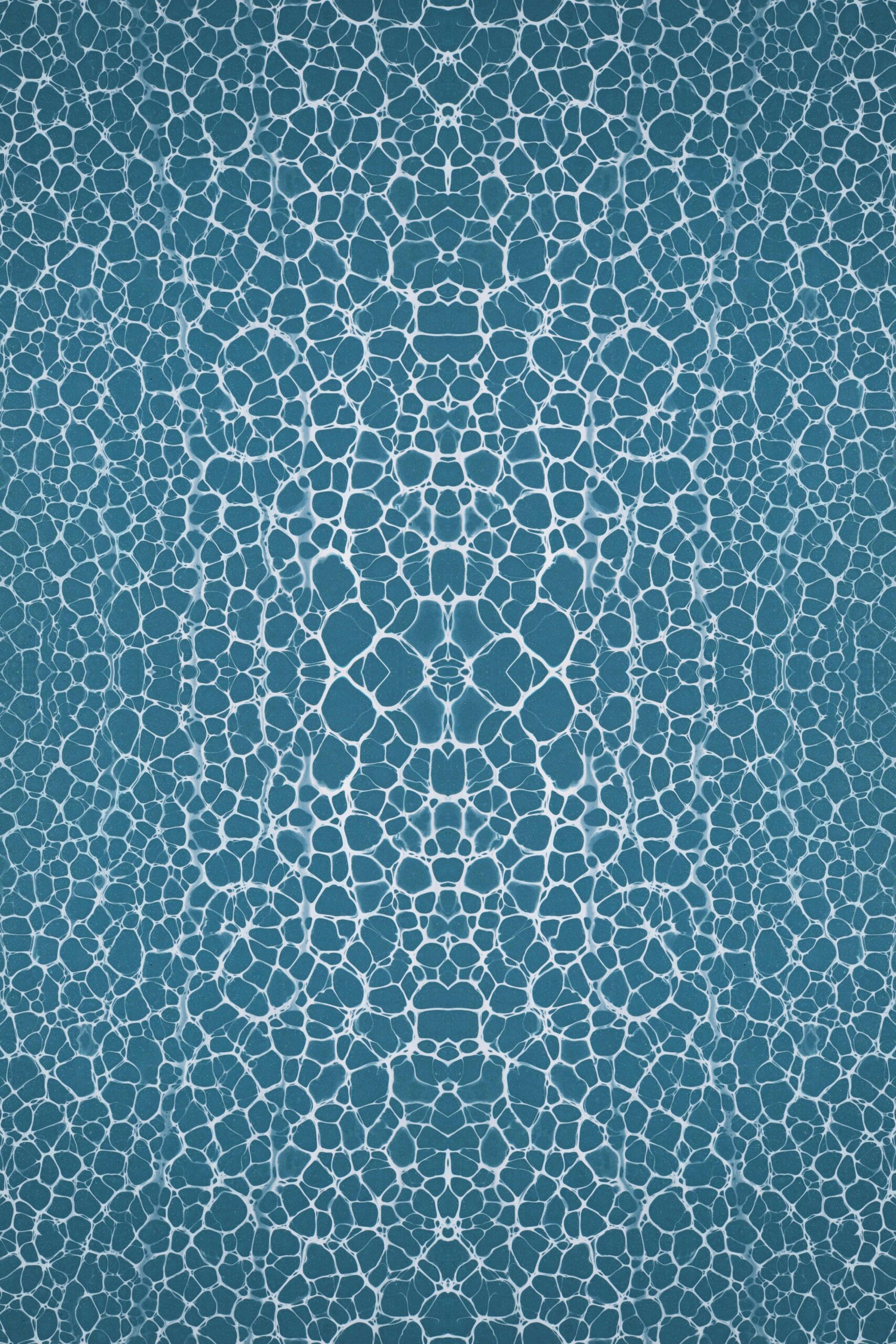Understanding the Crystal Form of Aluminum Oxide: Structure, Phases ...